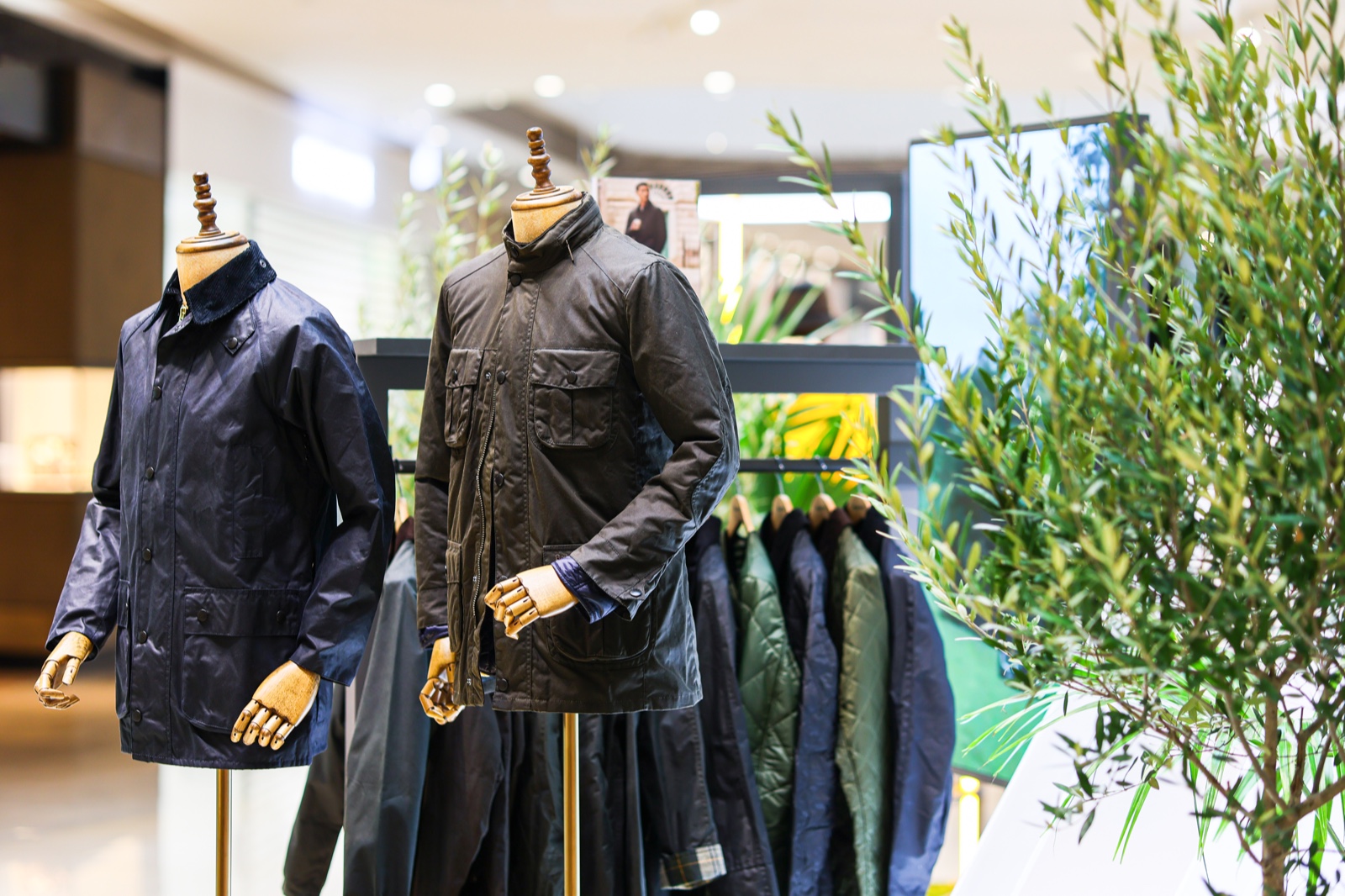 Barbour首次与2 Moncler 1952男士合作 发布2022秋冬联名系列