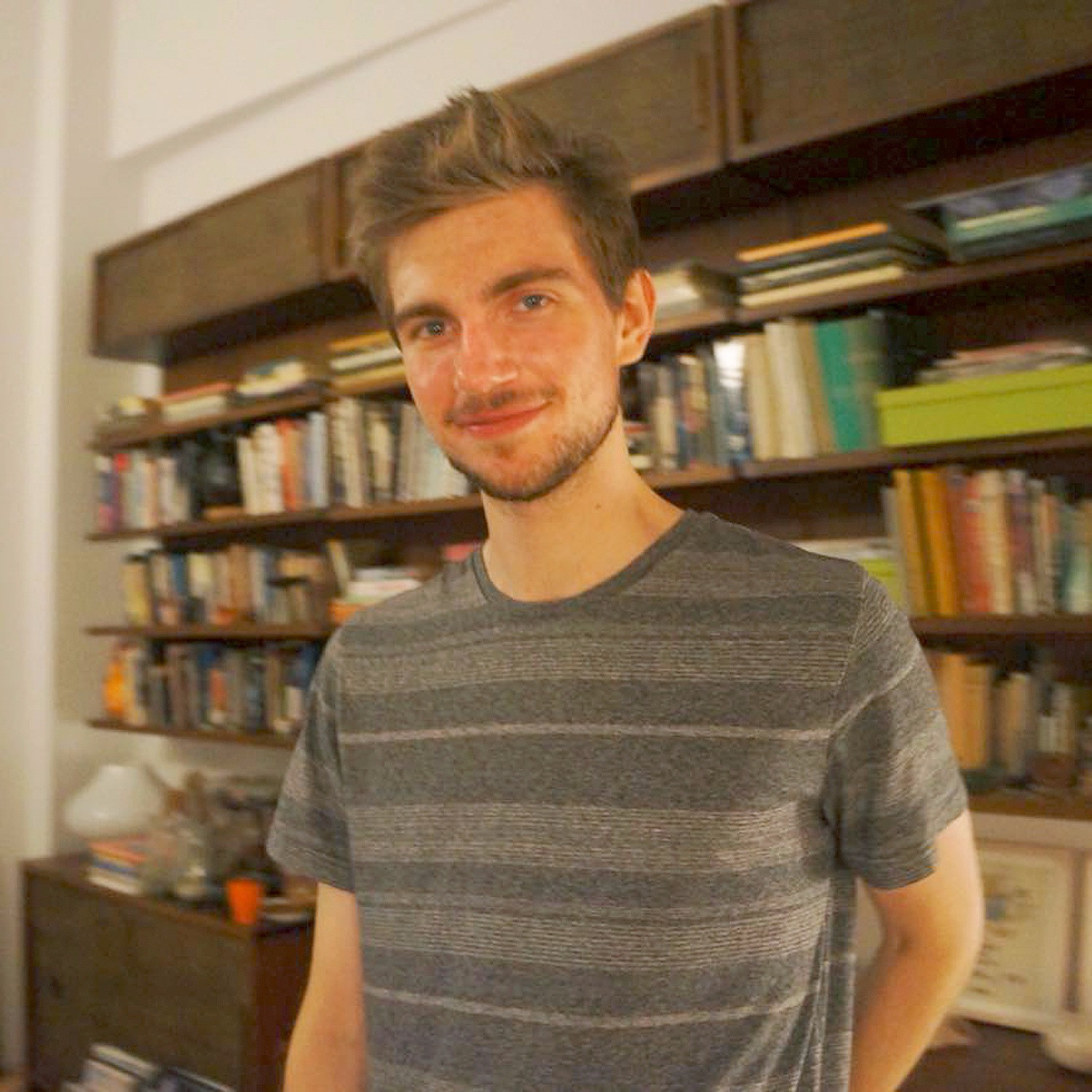 不惧恐袭威胁，纽约曼哈顿万圣节游行如约举行