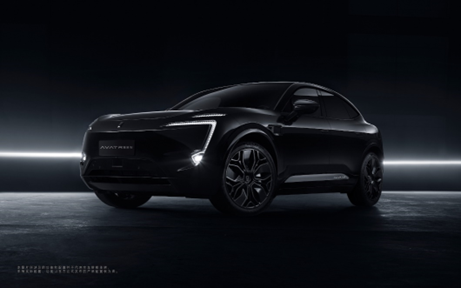 王蔺：跨界归零，只做人群中的抬头者